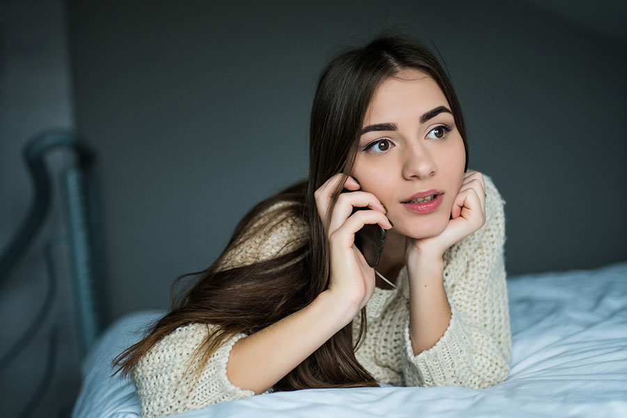 Tactics Tuesdays: The Bonding Phone Call | Girls Chase Tactics Tuesdays: The Bonding Phone Call | Girls Chase