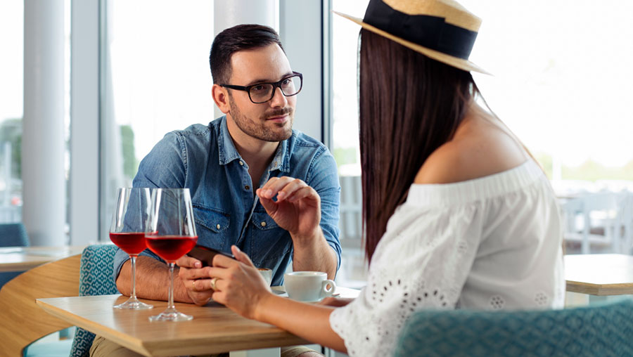 Pickup and Seduction Gambit: Sexual Tension and Liminality | Girls Chase